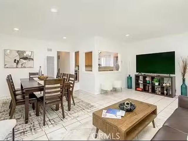 Shadygrove, TUJUNGA, CA 91042