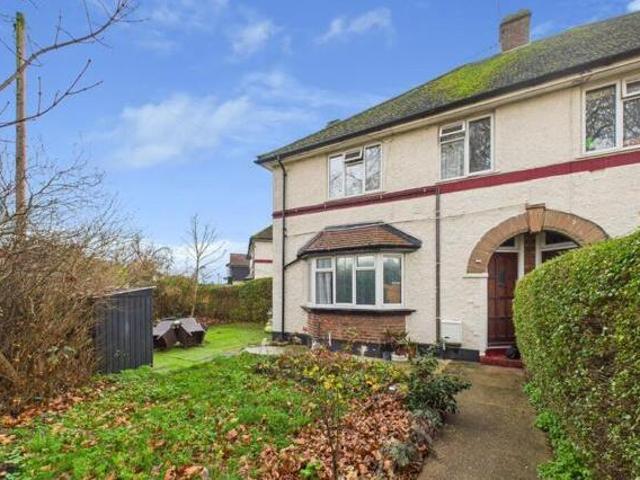 Shaftesbury Avenue, Feltham, 2 Bedroom Maisonette