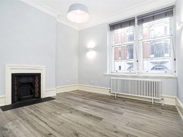 Shaftesbury Avenue, London W1D, 2 bed flat to rent, £3,553 pcm | PrimeLocation