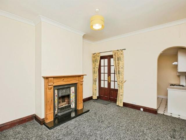 Shaftesbury Crescent