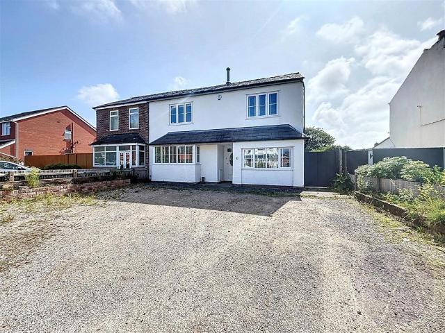 Shaftsbury Road, Southport PR8 3 bed semi detached house to rent £32,500 pcm £7,500 pw