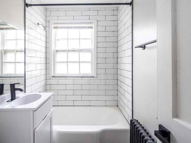 Shaker Lake Apartments & North Moreland Courts 2 Bedroom Apartment for Rent at 2590 N Moreland Blvd, Shaker Heights, OH 44120 Shaker Heights