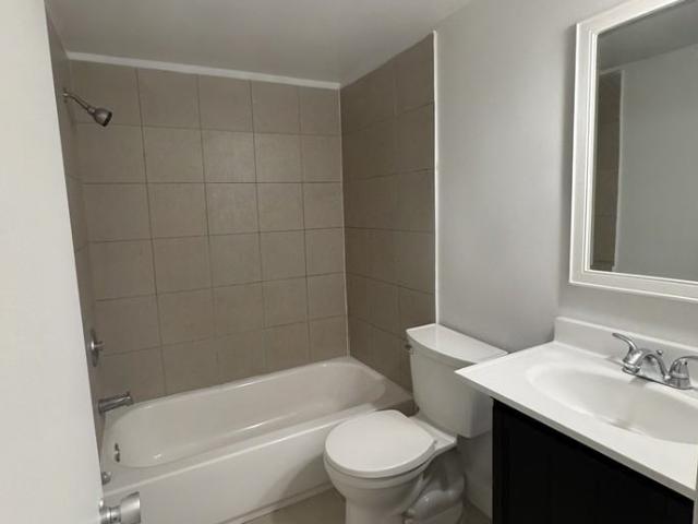 Shaker Square Apartment 1 Bedroom Apartment for Rent at 2815 E 130th St, Cleveland, OH 44120 Buckeye Shaker