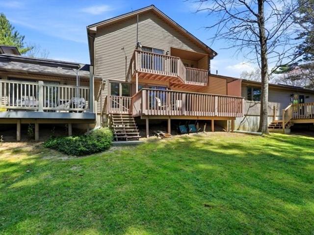 Shaker Rd Apt,westfield, Condo For Sale