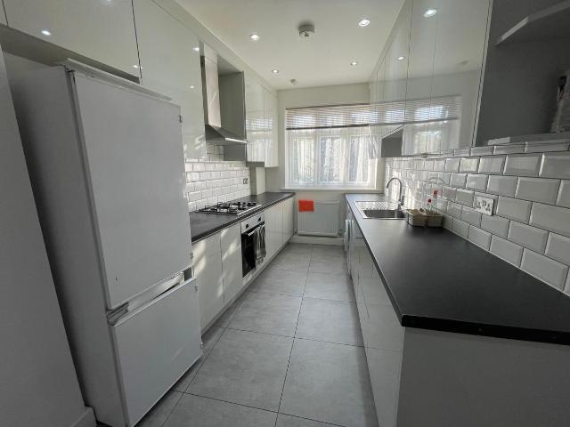 Shakespeare Avenue, Hayes UB4, 4 bed semi detached house to rent, £3,000 pcm | PrimeLocation