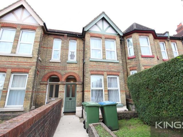 Shakespeare Avenue, Southampton 7 bed terraced house to rent £2,736 pcm £631 pw
