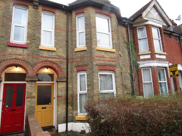 Shakespeare Avenue, Southampton 6 bed terraced house to rent £2,470 pcm £570 pw