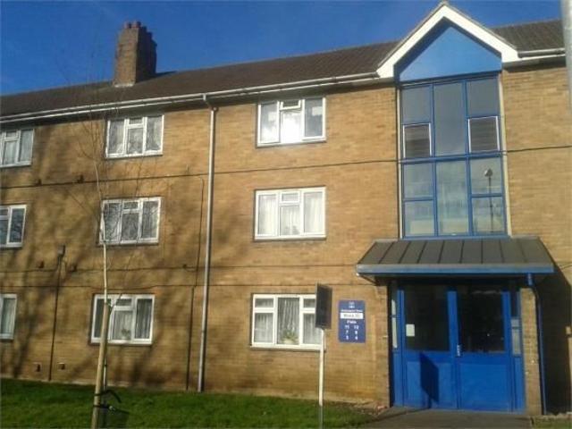 Shakespeare Rd, Horninglow, Burton On Trent DE14, 3 bed flat to rent, £800 pcm | PrimeLocation