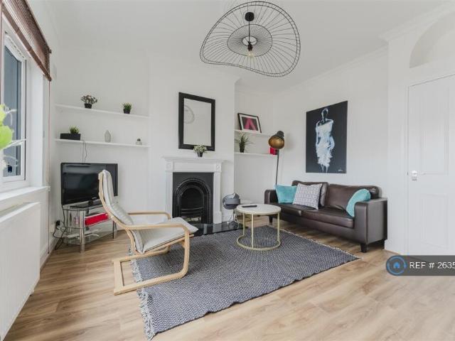 Shakespeare Road, London, W7 1 bed flat to rent £2,150 pcm £496 pw
