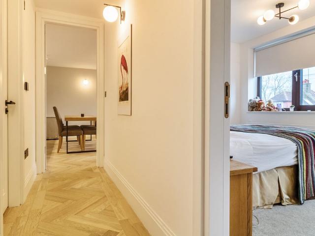 Shakespeare Road, London NW7, 1 bed flat to rent, £1,800 pcm | PrimeLocation