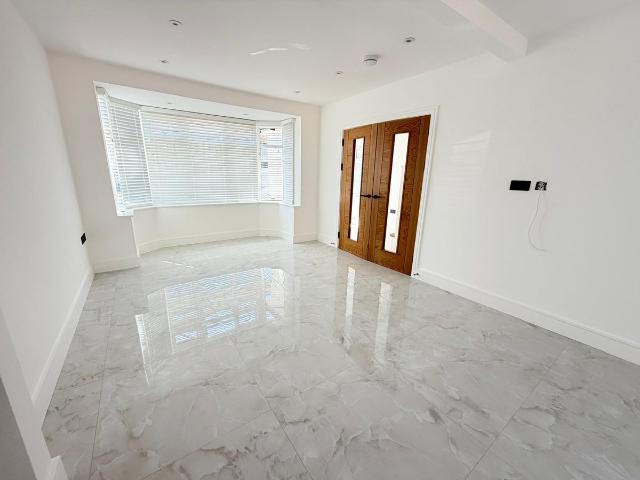 Shaldon Road, Edgware HA8, 3 bed semi detached house to rent, £3,000 pcm | PrimeLocation