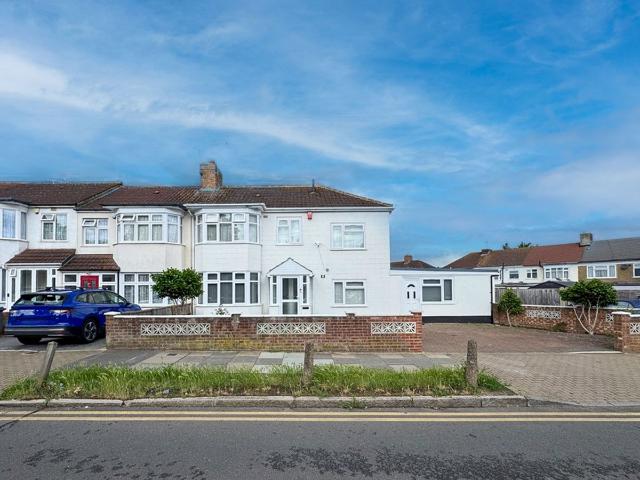 Shaldon Road, Edgware HA8, 6 bed end terrace house to rent, £3,700 pcm | PrimeLocation