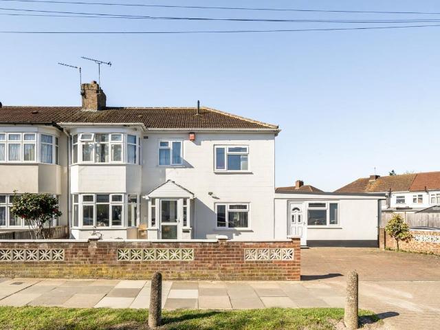 Shaldon Road, Edgware HA8, 6 bed property to rent, £3,750 pcm | PrimeLocation
