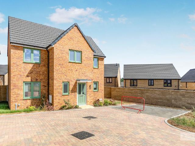 Shale Meadow, Wellingborough NN8, 3 bed property to rent, £1,650 pcm | PrimeLocation