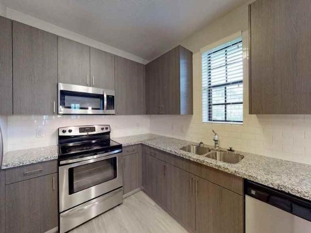 Shalimar at Davie 2 Bedroom Apartment for Rent at 4901 Shalimar Ln, Davie, FL 33328