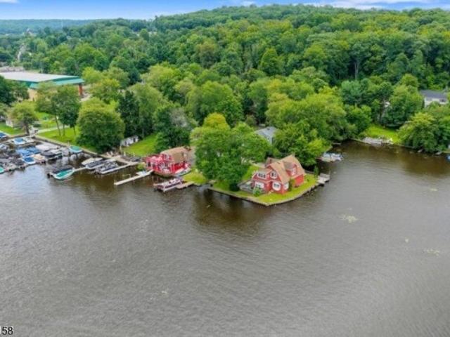 Shallow Cove Rd, Jefferson Township, Home For Sale