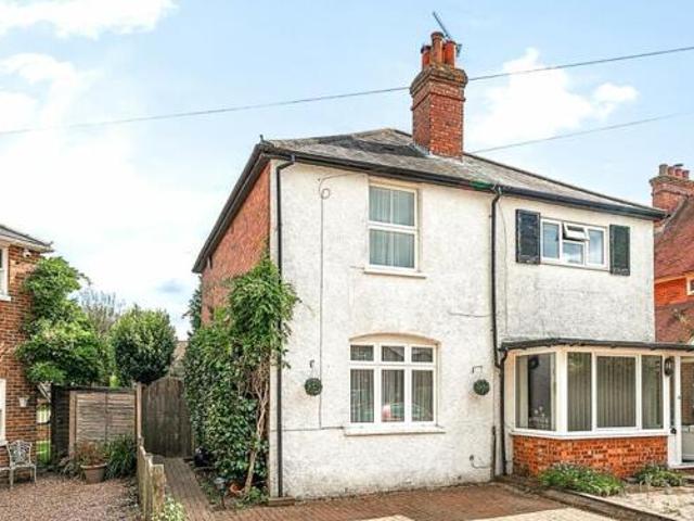 Shamley Green, Stonards Brow, Guildford, 3 Bedroom Semi detached