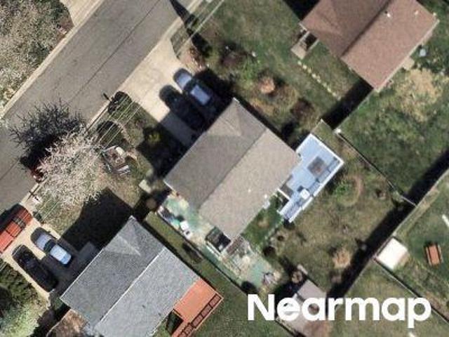 Shamrock Ave