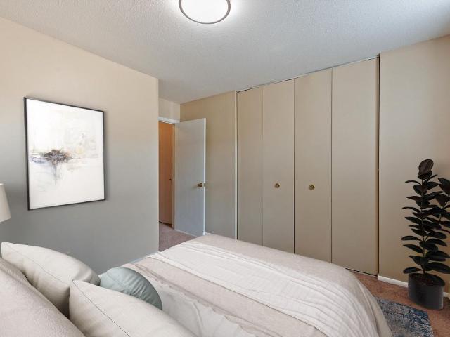 Shamrock Court Apartments 1 Bedroom Apartment for Rent at 2236 Lower Afton Rd E, St. Paul, MN 55119 Highwood