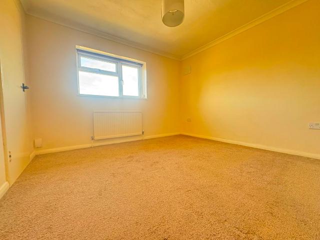 Shamrock, Stanground PE2, 3 bed semi detached house to rent, £1,300 pcm | PrimeLocation