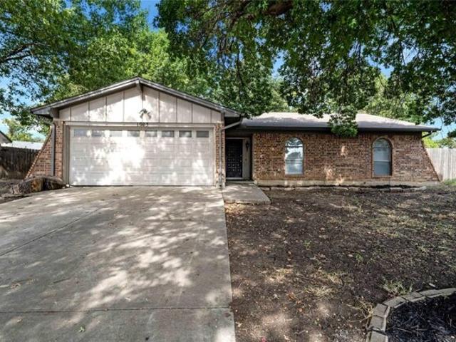 Shana Ct, Arlington, Home For Sale