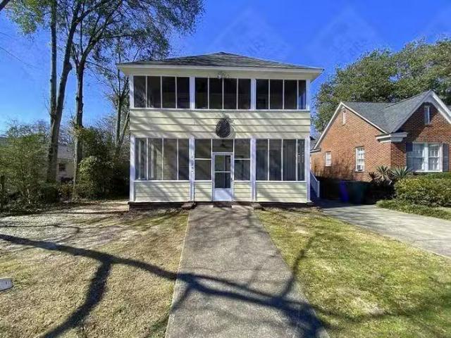 Shandon Area 2 Bedroom, 2 Bath 1125 Woodrow St #A