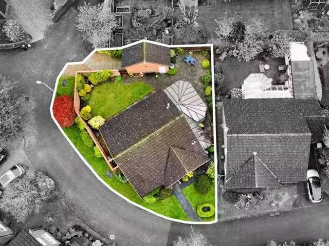 Shanklin Gardens, Knighton 3 bed detached bungalow £350,000