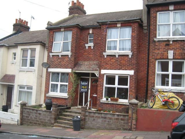 Shanklin Road, Brighton BN2, 2 bed flat to rent, £1,869 pcm | PrimeLocation