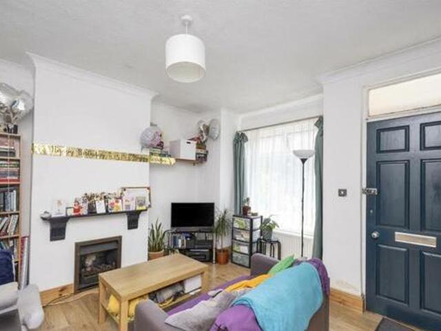 Shanklin Road, Elm Grove, 2 Bedroom Flat