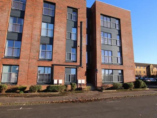 Shanks Street, Glasgow, G20 8JT, United Kingdom | 1 bed apartment for rent #167265872 | Rentberry