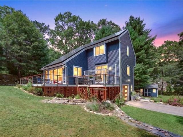 Shannock Rd, South Kingstown, Home For Sale