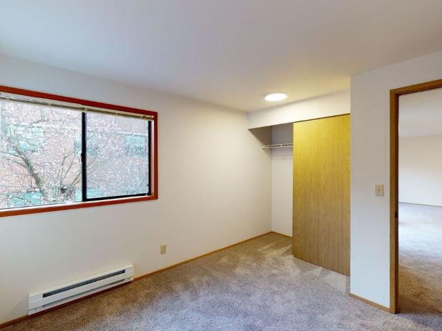 Shannon 2 Apartments 2 Bedroom Apartment for Rent at 4225 9th Ave Ne, Seattle, WA 98105 University District