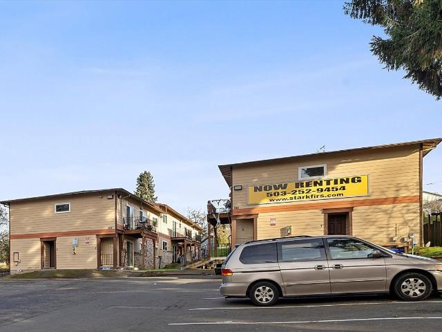 Shannon 3 Bedroom Apartment for Rent at 912 912 NE 91st/924 NE 91st, Maywood Park, OR 97220 Maywood Park