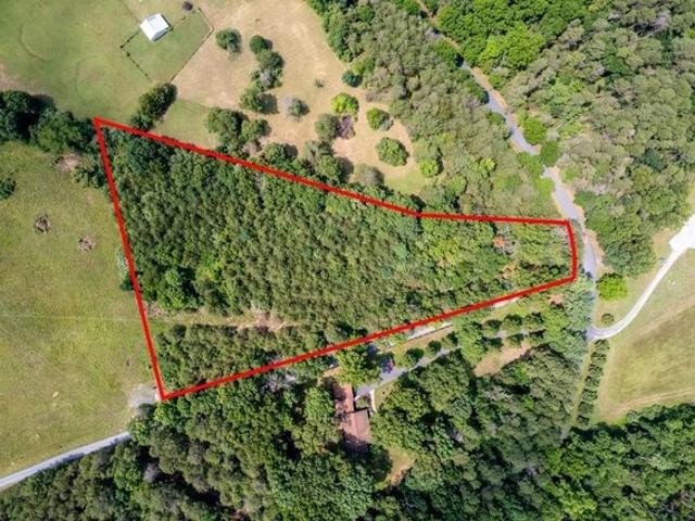 Shapeshifter Ln, Grottoes, VA 24441