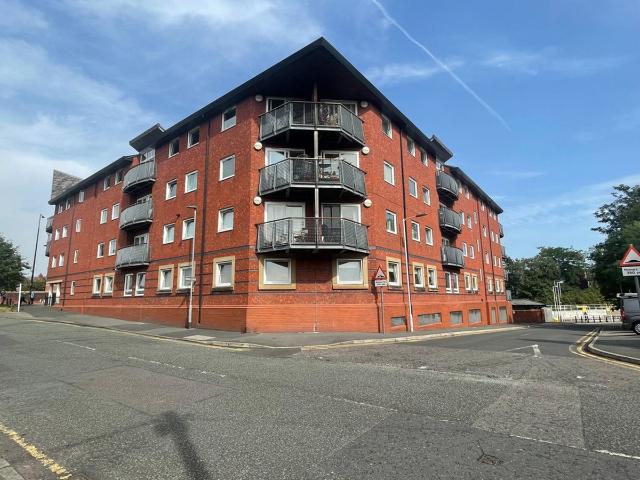 Shapley Court, 12, School Lane M20, 2 bed flat to rent, £1,300 pcm | PrimeLocation