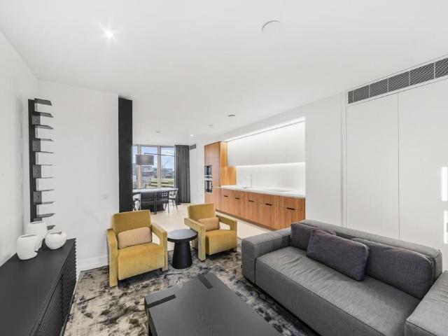 Shard Place, London Bridge Street, SE1 1 bed flat to rent £6,153 pcm £1,420 pw