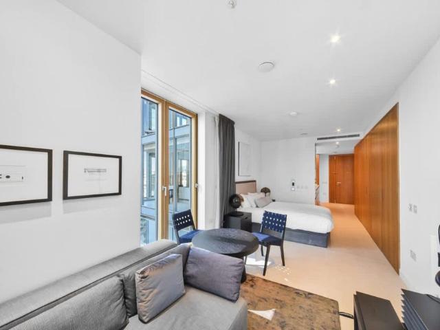 Shard Place, London, SE1