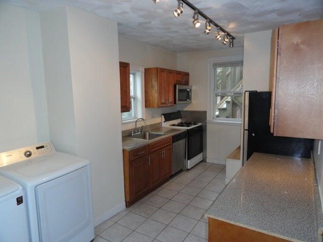 share 3BR 2BA freeW/D,Nr Sullivan sq /Assembly Row