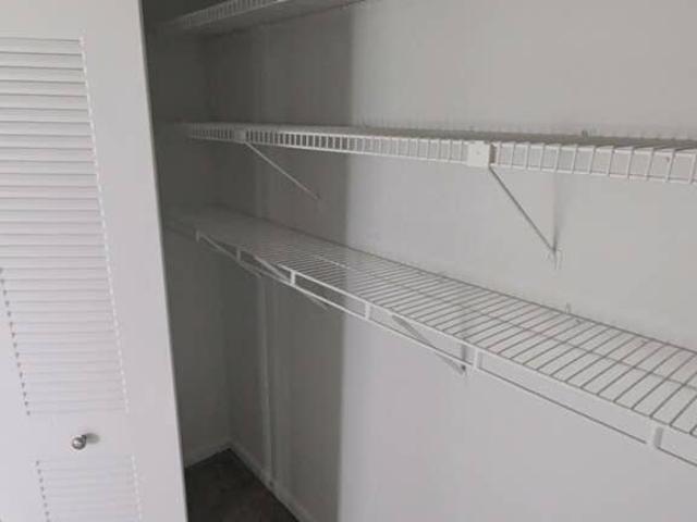 Share an Apt Two Master Bedrooms!