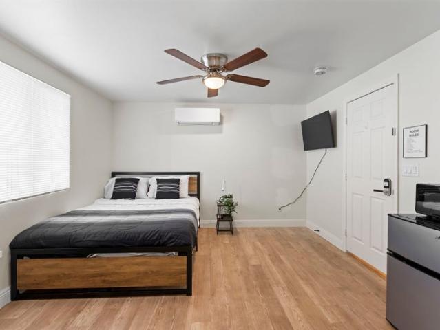 Share Bedroom