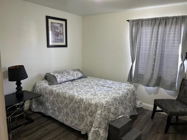 Share single story house