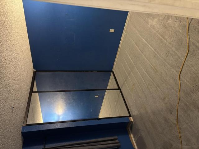 Shared 3 br apt