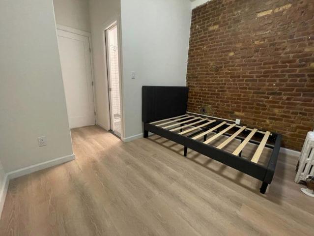 Shared apt in Kips Bay!