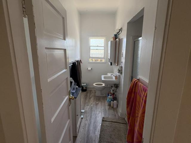 Shared Double Room Available in Southside Berkeley