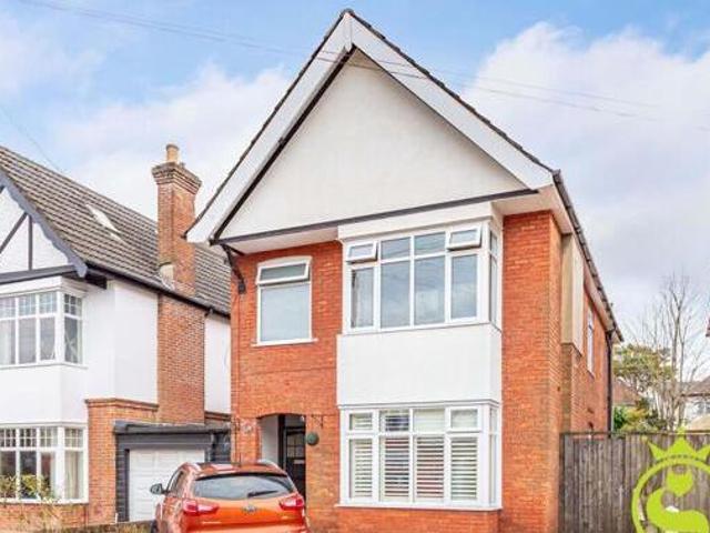Shared Freehold Flat With Garden Parkstone Avenue, Penn Hill, 2 Bedroom Flat