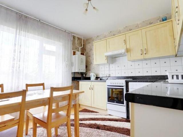 Shared Living/roommate 3 Bedroom For Rent Barnet Great London 1750 ES101570288