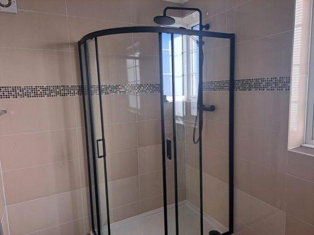Shared Living/roommate 3 Bedroom For Rent Greater London England 999 ES96649237