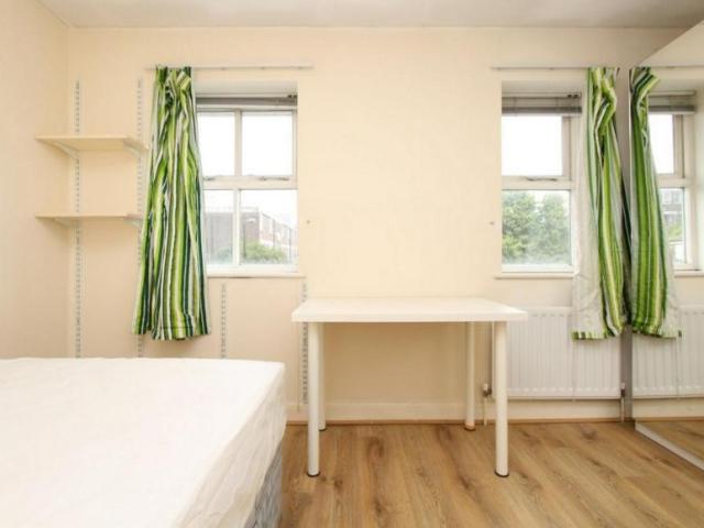 Shared Living/roommate 3 Bedroom For Rent London London 1062 ELS90559606