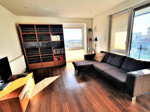 Shared Living/roommate 3 Bedroom For Rent London London 1000 ES101852639