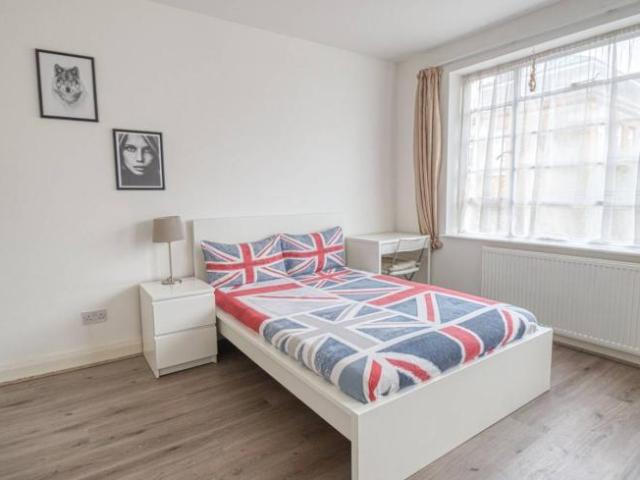 Shared Living/roommate 3 Bedroom For Rent London London 1250 ELS101762234